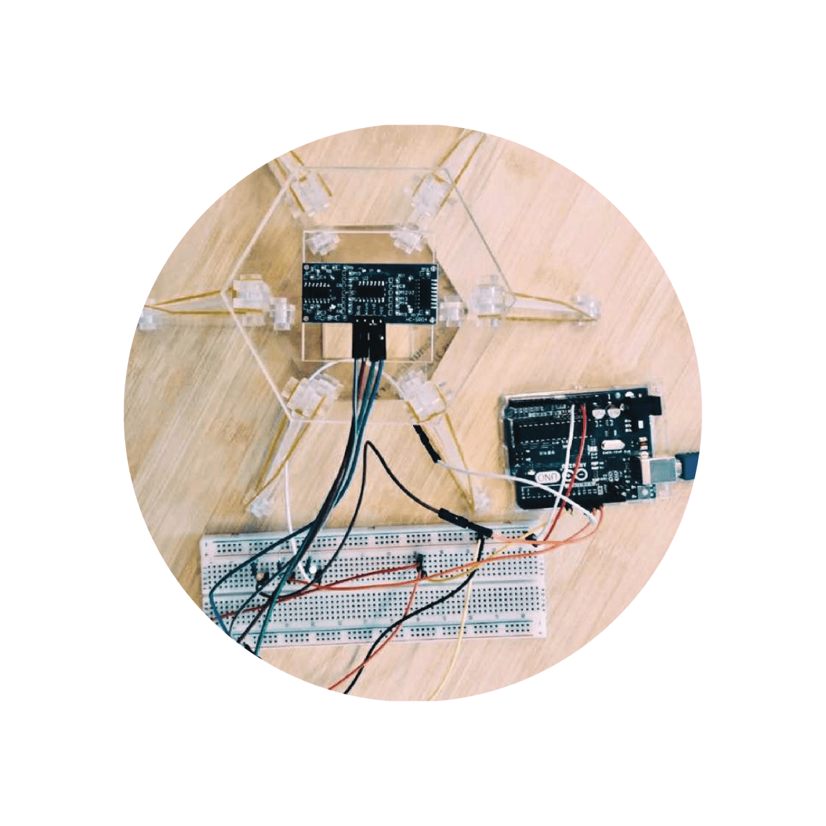 Bloomp – Interactive Lamp that Flows with Hand Movement – DAVID LIN